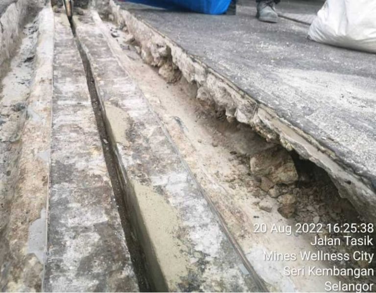 EXPANSION JOINT REPLACEMENT AND REPAIR: CAUSES AND EFFECTS - Structural ...